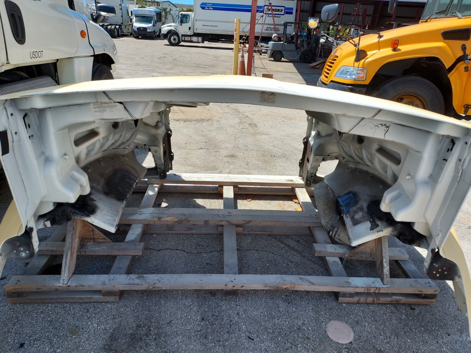 Kenworth hood L29-6208-1100100 | eBay