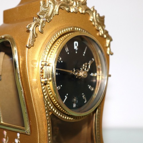 LE CASTEL Vintage Mantel Top! Clock Baby Mini SWISS Neuchatel 8 days ...