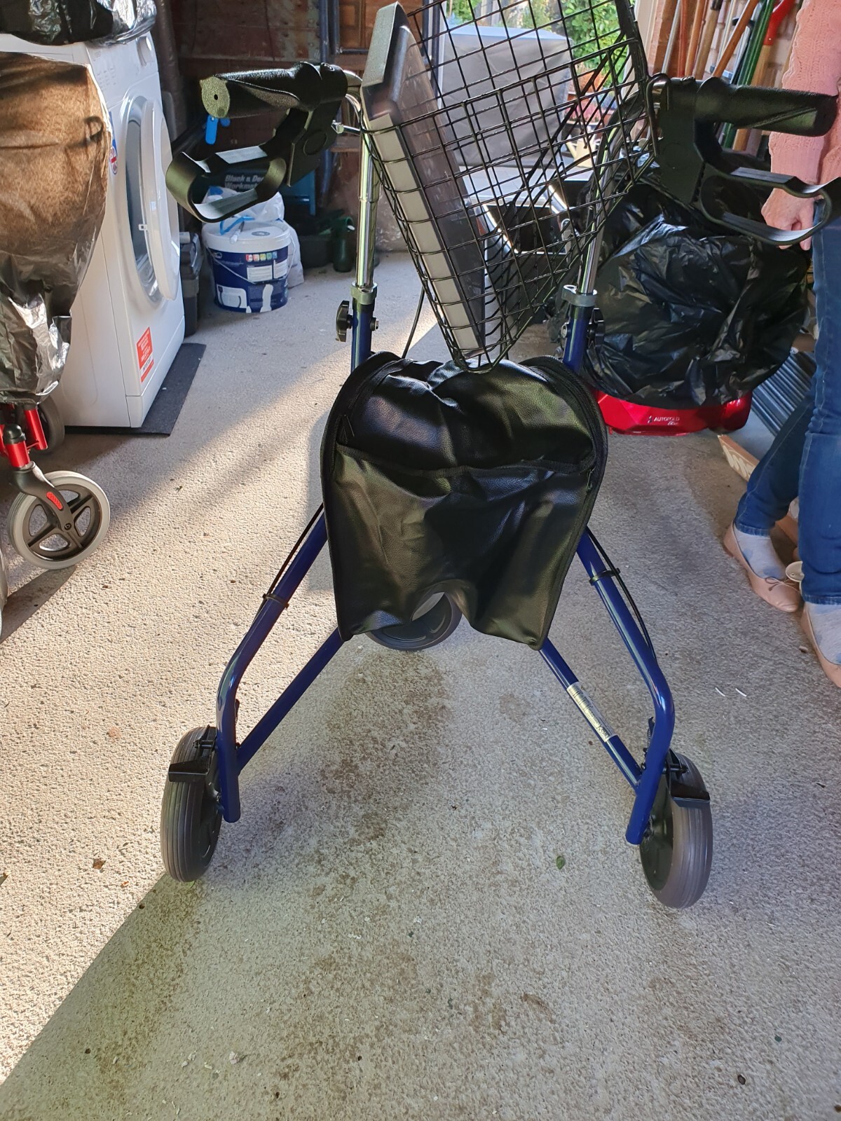 NRS Healthcare Rollator Three Wheel Walking Aid Foldable - Red (M91139 ...