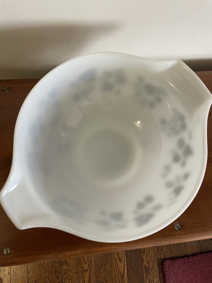 Pyrex 443 Black White Gooseberry 2 1/2 QT quart Cinderella Mixing Bowl ...