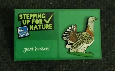 * RSPB PIN BADGE * GREAT BUSTARD * GUC * VERY RARE * | eBay UK