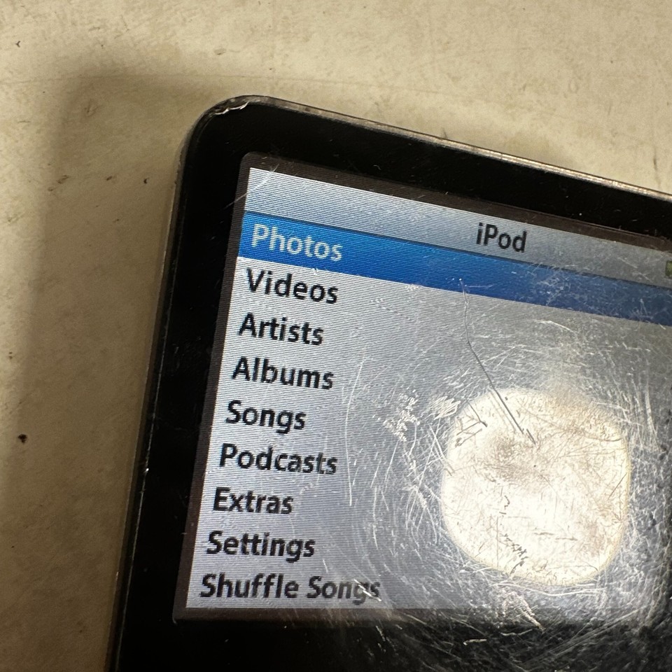 Apple iPod Classic 5th Generation A1136 Black 60GB Portable MP3 Media ...