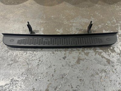 GENUINE IVECO DAILY REAR BUMPER STEP BEAM REAR BUMPER And COVER | eBay UK
