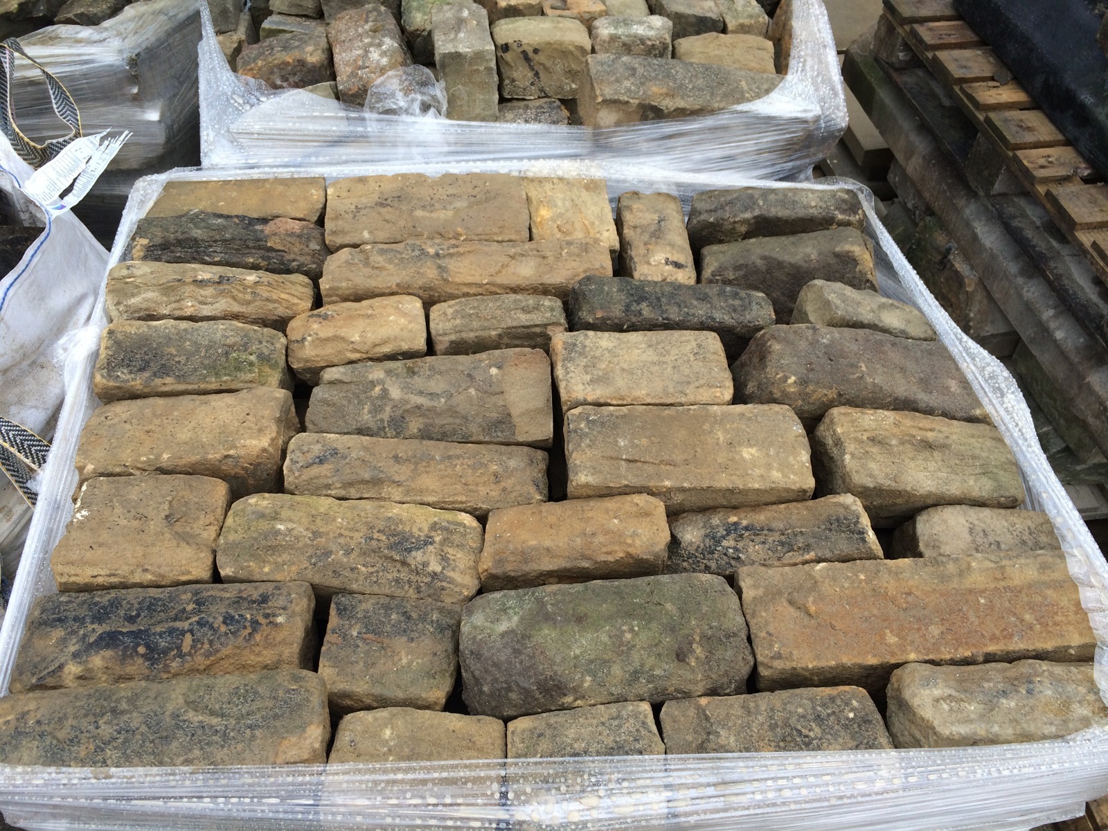 Building Stone Coursed Stone Reclaimed Stone York Stone ! | eBay UK