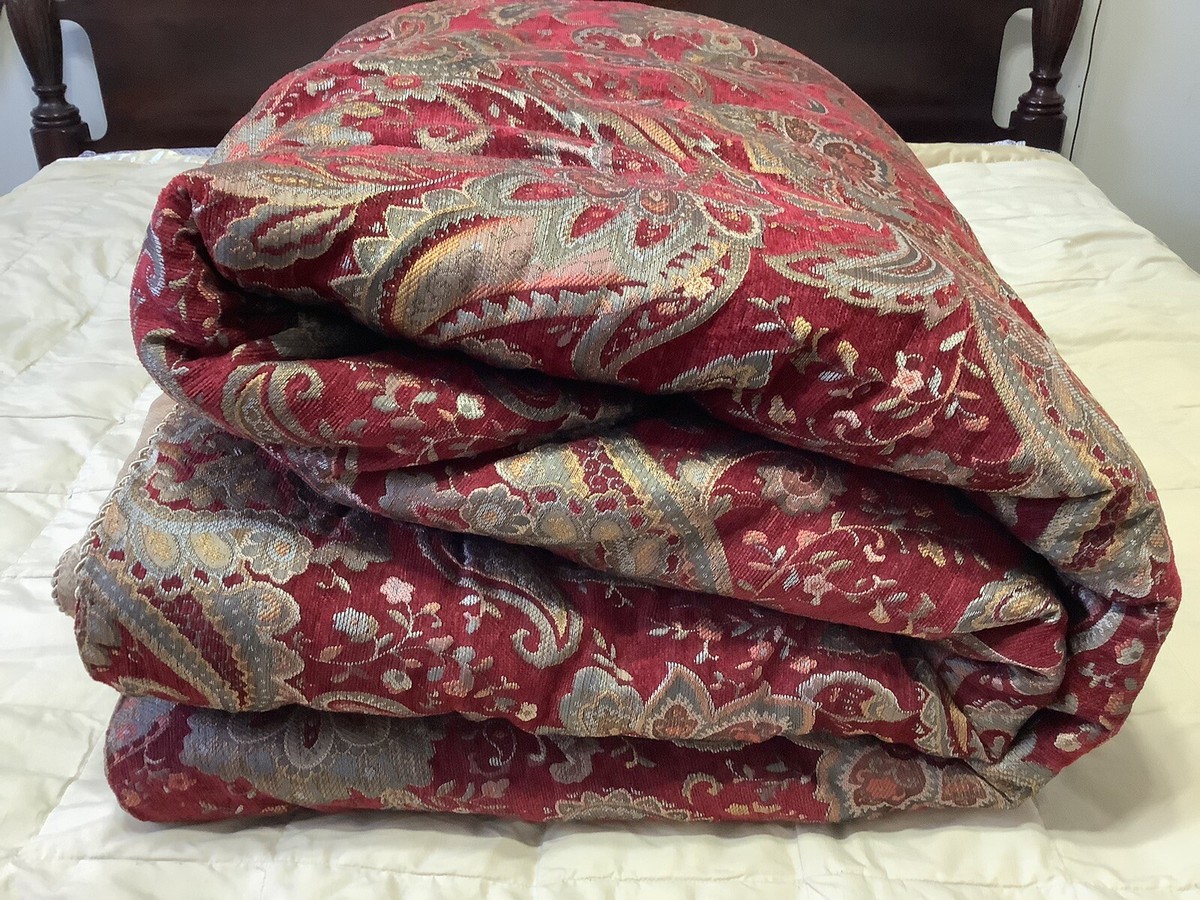 Croscill Mystique King Comforter