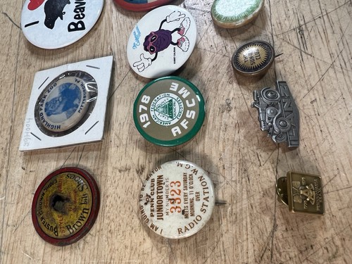 Vintage Estate Fresh Lot Of 17 Pins Pinbacks | eBay