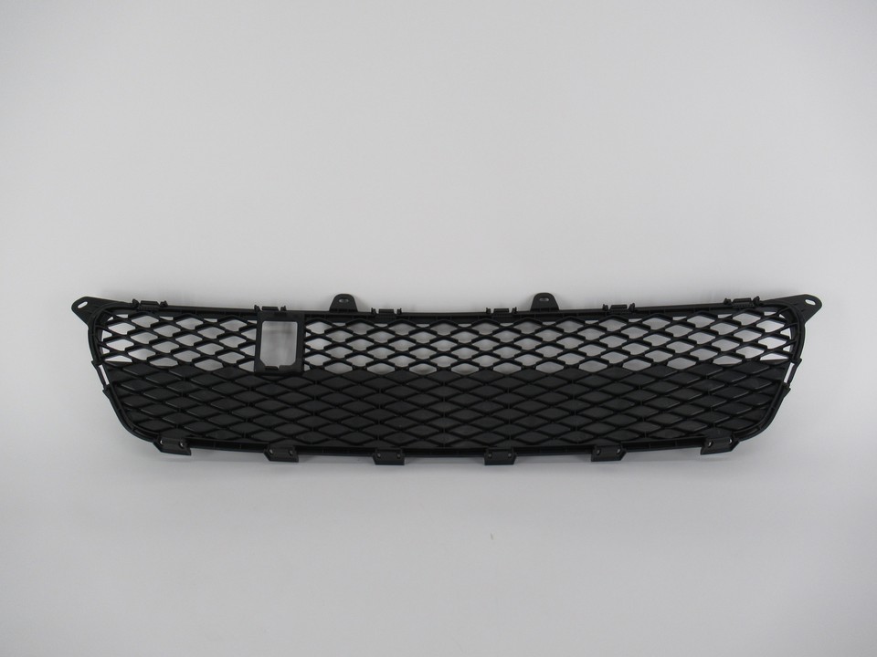 Genuine OEM Nissan Infiniti 62256-5UA5A Front Bumper Lower Grille 2016 ...