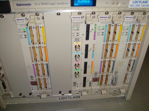 Tektronix TLA7016 Logic Analyzer Benchtop Mainframe TLA7AA4,TLA7P2 Opt ...