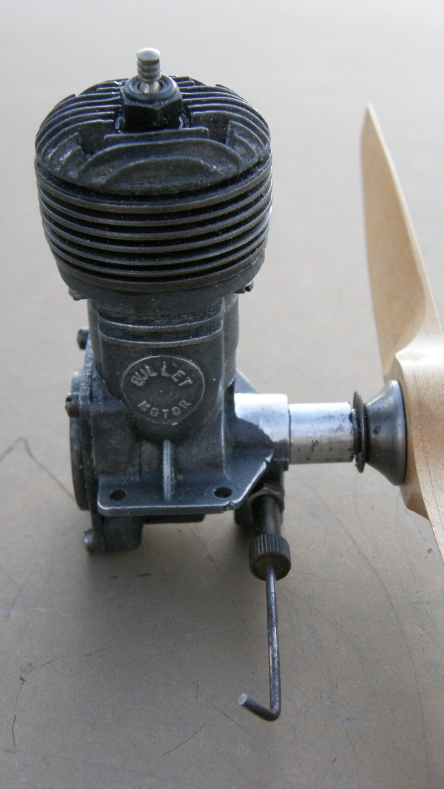 BULLET HI-SPEED GLOW GAS/NITRO MODEL AIRPLANE ENGINE & ZINGER PROPELLER ...