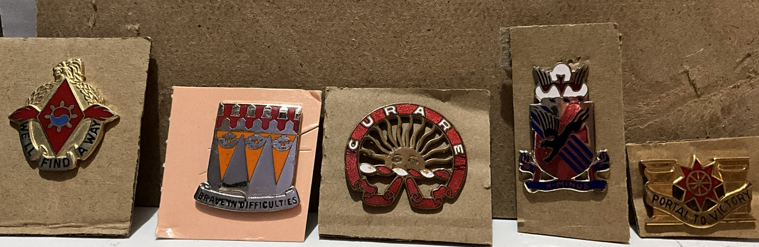 Five US Army Military Unit Crest Pins | eBay
