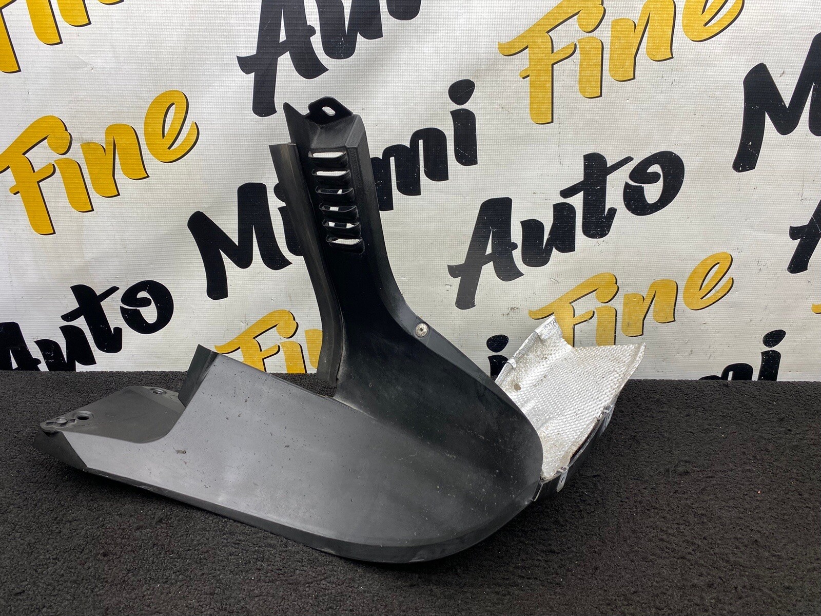 2005 PORSCHE BOXSTER BUMPER RIGHT MUD FLAP GUARD WHEELHOUSE SPLASH ...