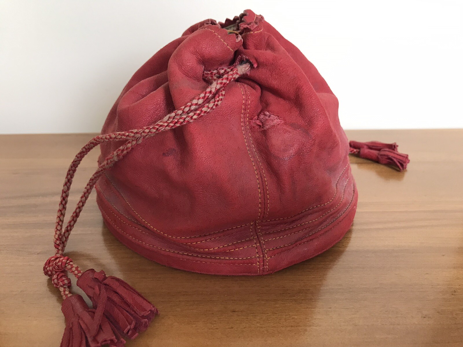 Antique Vintage Soft Leather Draw String Collar Box/B… - Gem