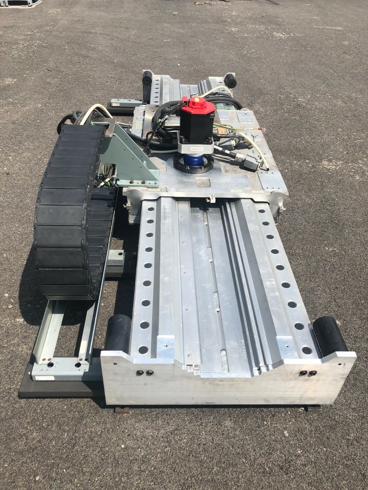 Fanuc Collaborative Robot CRX10iA with R30iB Controller Tablet Teach ...