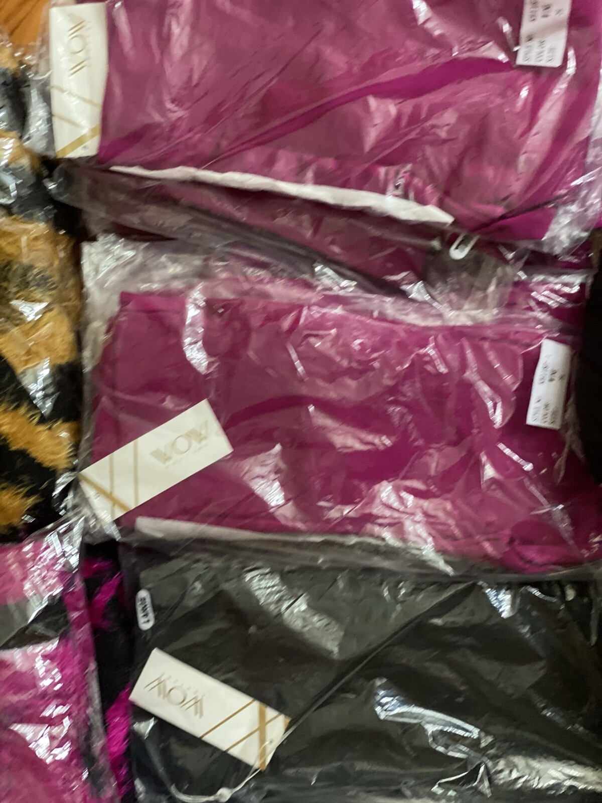 Wholesale Brand New Women's Clothing Lot Mixed 57 Per Box — See Pics ...