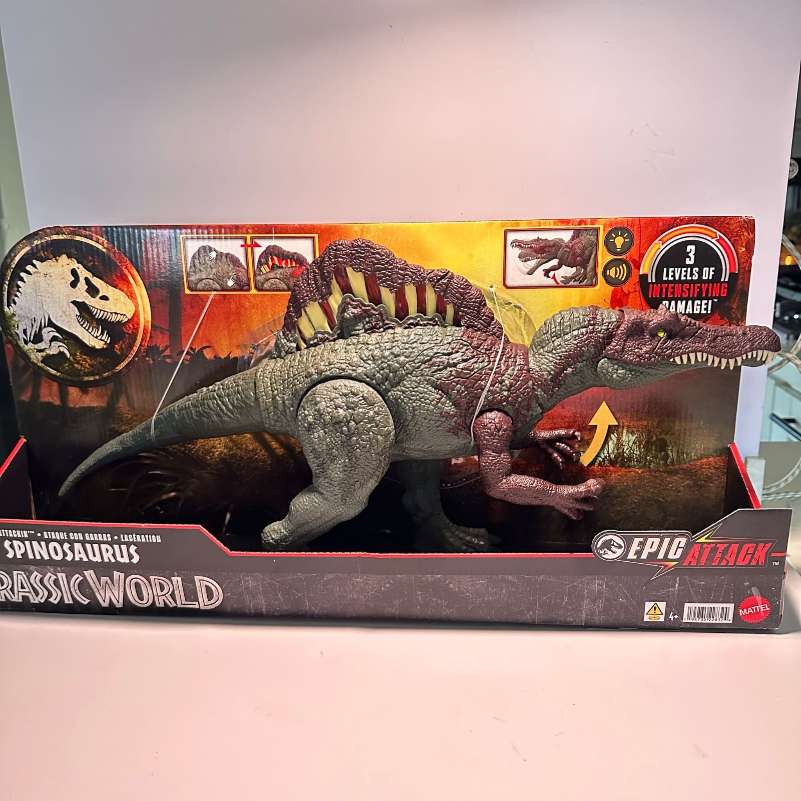 JURASSIC WORLD Epic Attack Dinosaur 22" SPINOSAURUS - Lights - Sound ...