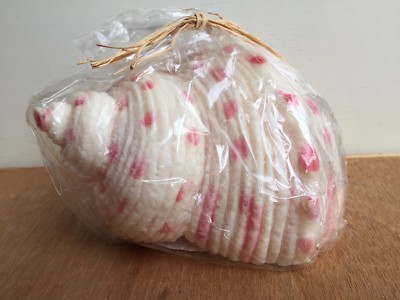 POTTERY BARN WHITE PINK MEDIUM SEA SHELL CONCH CANDLE 4.5" TALL 21 hrs ...