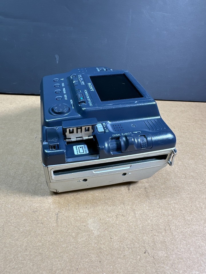 Sony Mavica MVC-FD92 1.6MP Digital Camera Works Ships Fast!!! | eBay