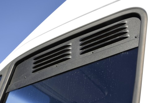 louvre air vents Mercedes Sprinter 2006 -17 - RV window ventilation ...