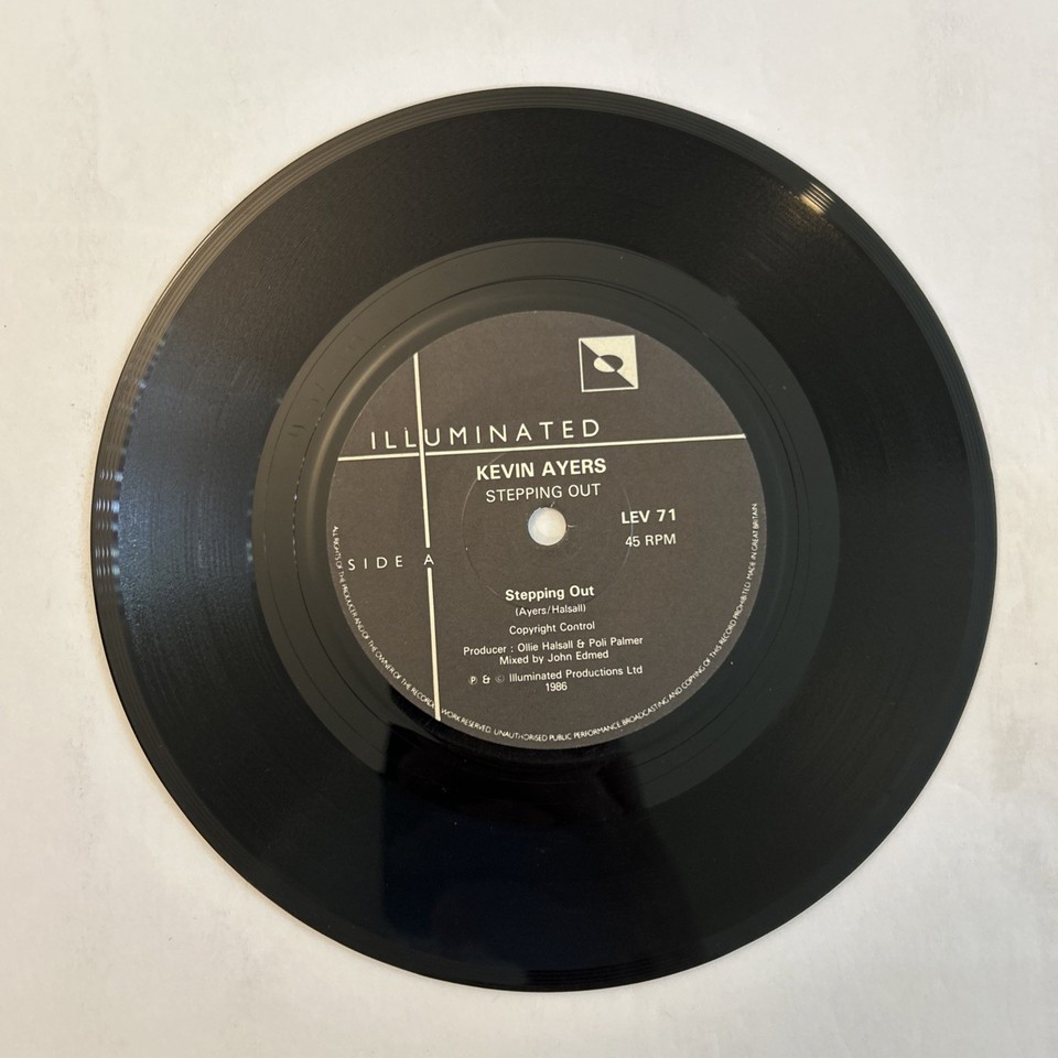 KEVIN AYERS STEPPING OUT 45 7” VINYL ILLUMINATED LEV 71 1986 Record | eBay