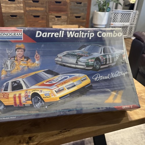 NEW Monogram 11 Darrell Waltrip 6391 Combo 1/24 Scale Model Kit Pepsi ...