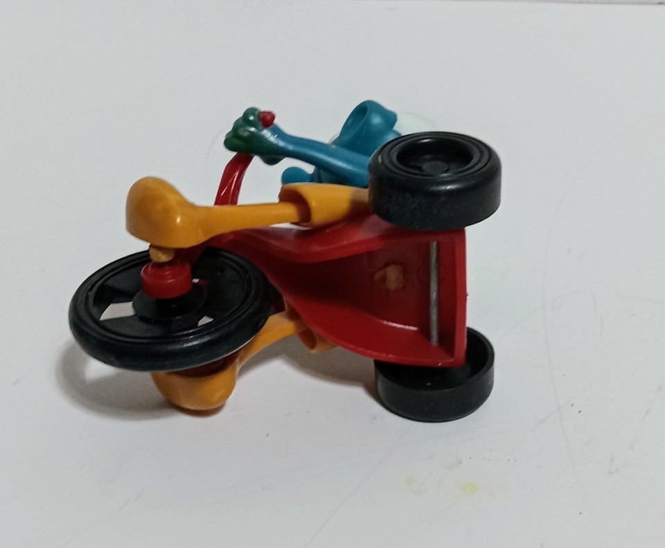 1981 SMURF TRI-CYCLE WITH MOVING LEGS BY HELM PEYO OF HONG KONG | eBay