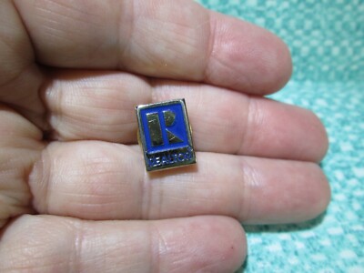 Realtor Block R Real Estate Agent Blue Enamel Gold Tone Lapel Pin / I ...