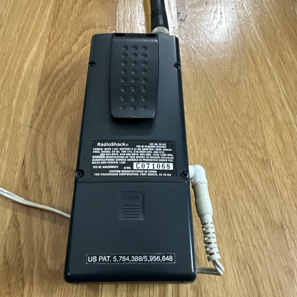 *READ* Radio Shack Model 20-525 PRO-95 Dual Trunking Handheld Scanner ...