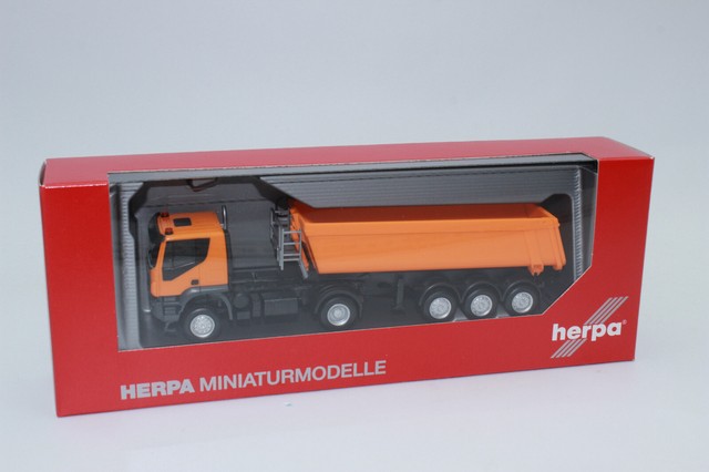 Herpa Iveco Trakker kommunalorange No. 315111 1/87 /HN2024 for sale ...