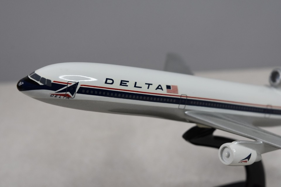 (Lot A62) 1/200 Scale Air Jet Advance Model Lockheed L-1011 Tristar ...
