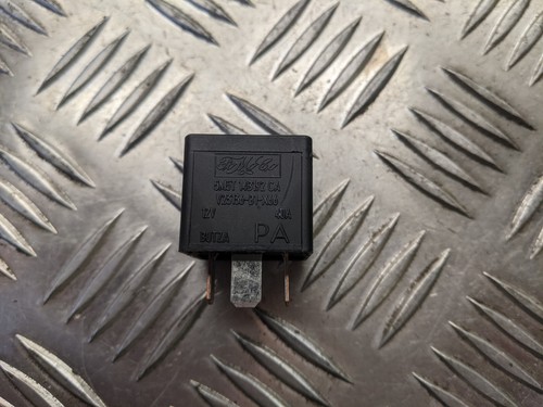 B556 Ford Relay Control Unit Module V23136-B1-X66 | eBay