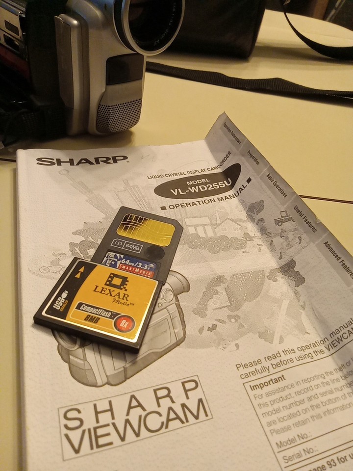 Sharp VL-WD255U MiniDv 780x Digital Zoom Camcorder w/ 26x Optical Zoom ...