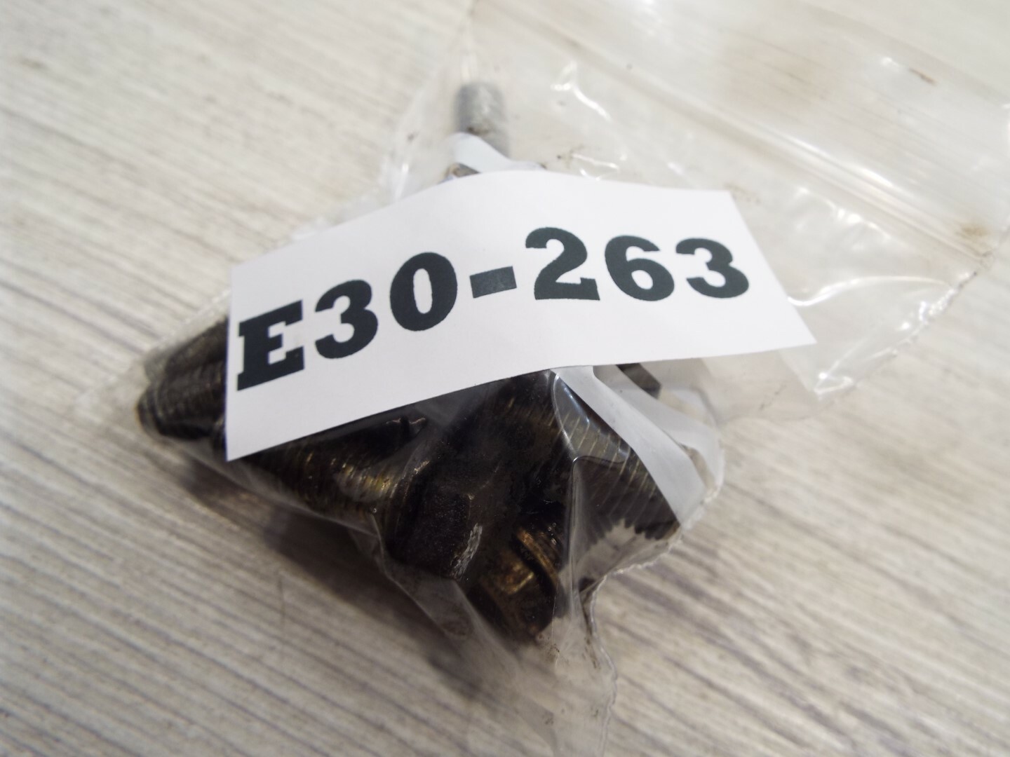 BMW VARIOUS MODELS HEX BOLT WITH WASHER M8X25-Z3 9915082 | eBay