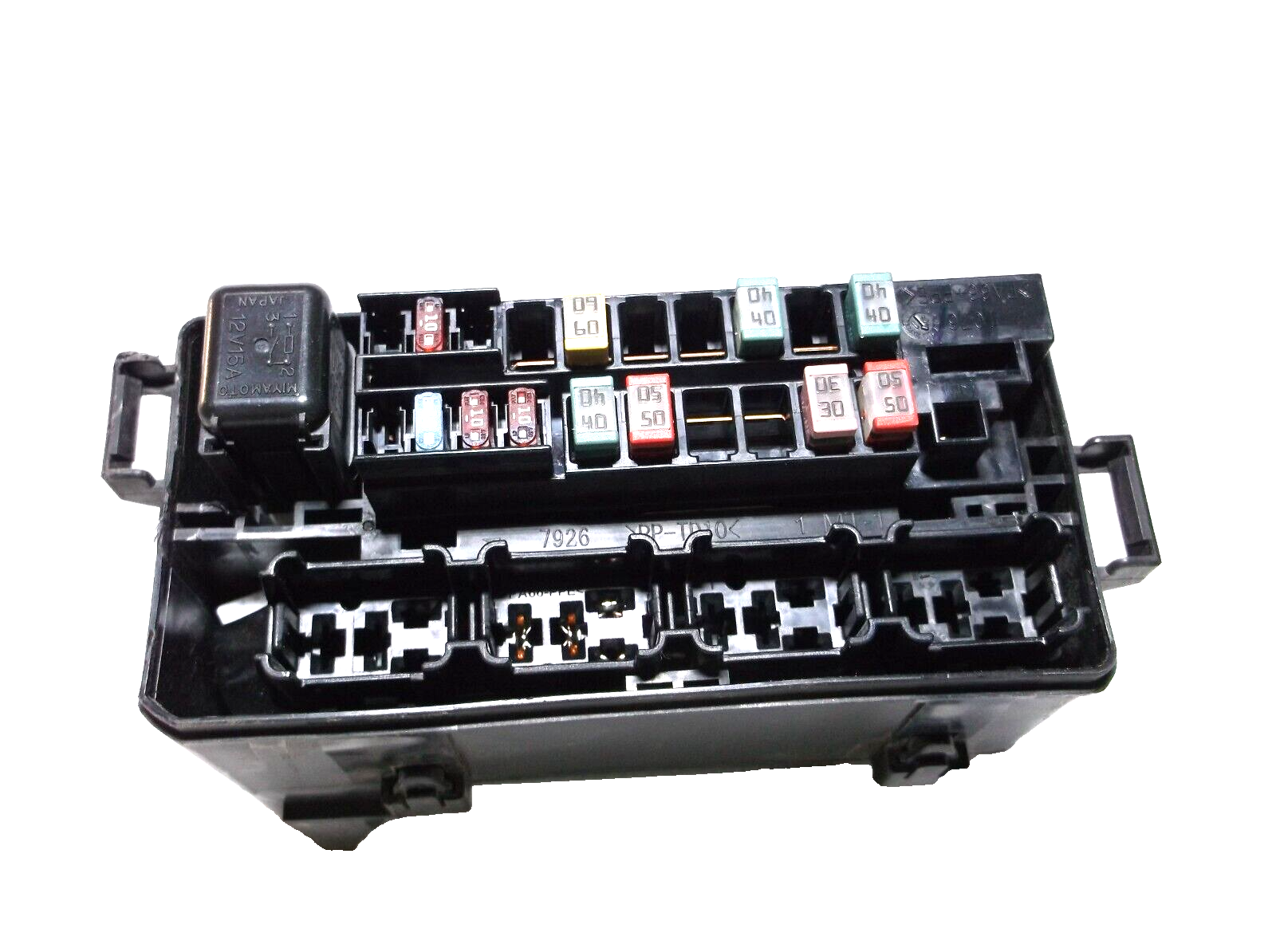 20-21-22 NISSAN VERSA /FUSE/RELAY BOX | eBay