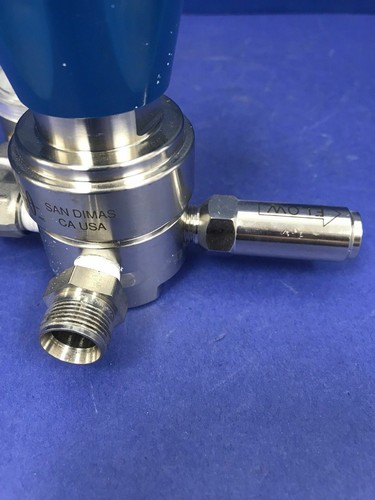 GO Inc. PR1-1L11A5G111 Regulator Assembly, 4 Ports, 0-100 psi Gauge ...