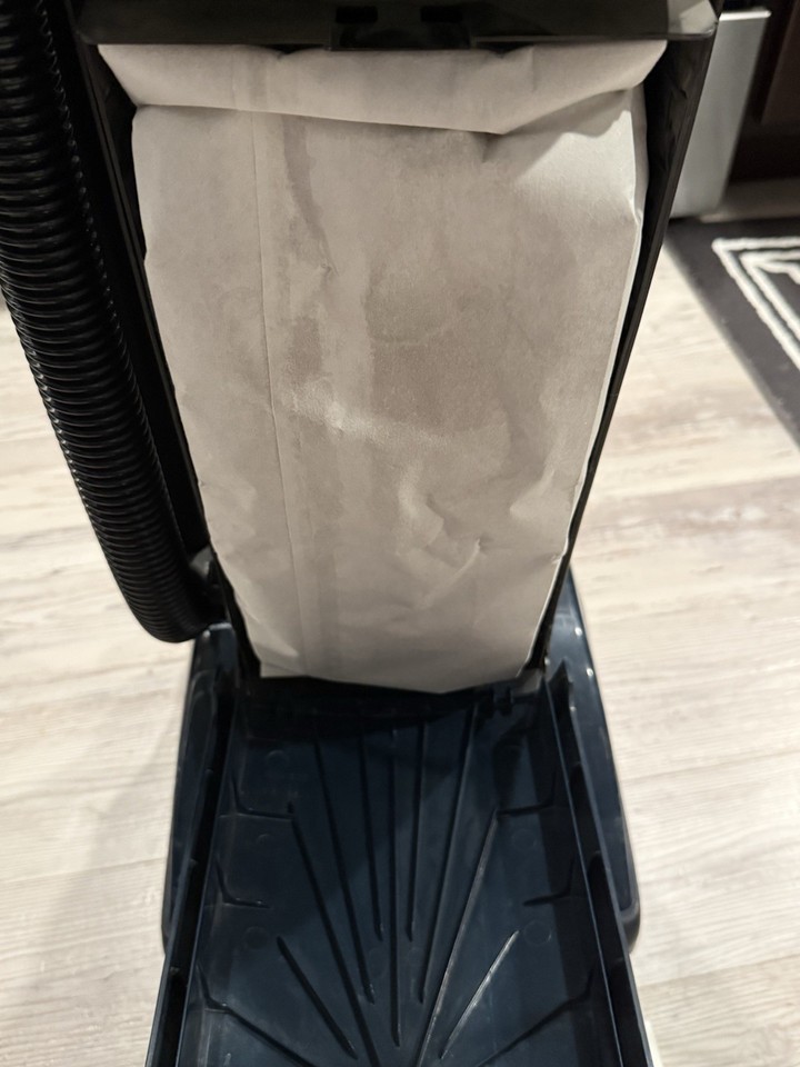 Hoover Dimension Supreme Bagged Upright Vacuum Cleaner - Retro, Works ...