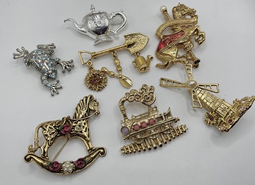 NICE vintage 7 pc PIN LOT 1928 brand jewelry, FIGURALS, horse, windmill ...