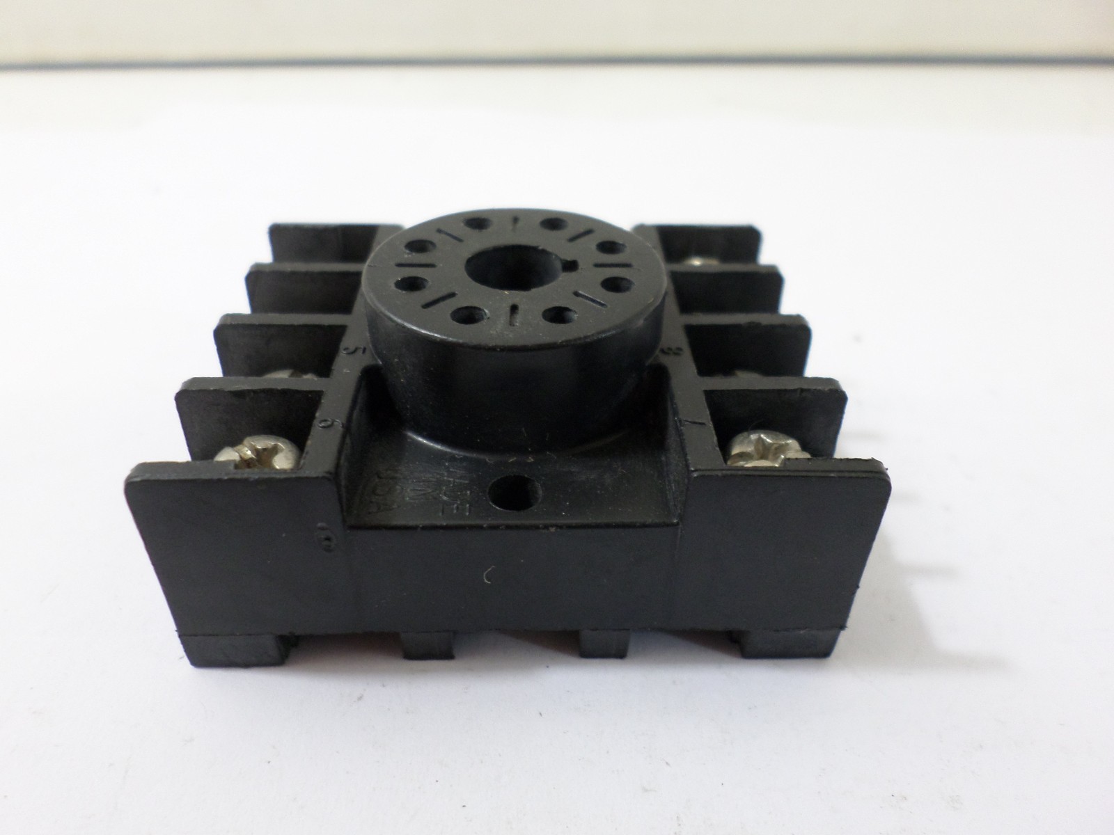 Allen Bradley 700-HN125 Relay Socket Ser A 10A 300V LOT OF 2 | eBay