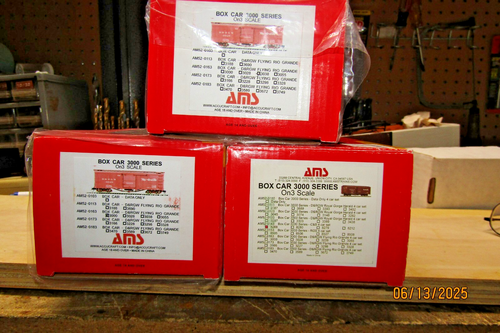 ON3 AMS THREE BOX CARS, LOT 1 | eBay