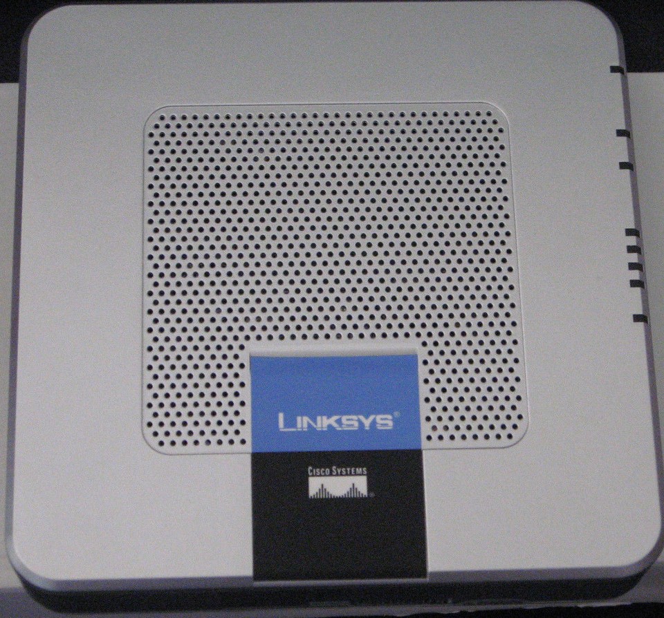 LINKSYS VOIP BROADBAND ROUTER - RTP300-VD !!! | eBay