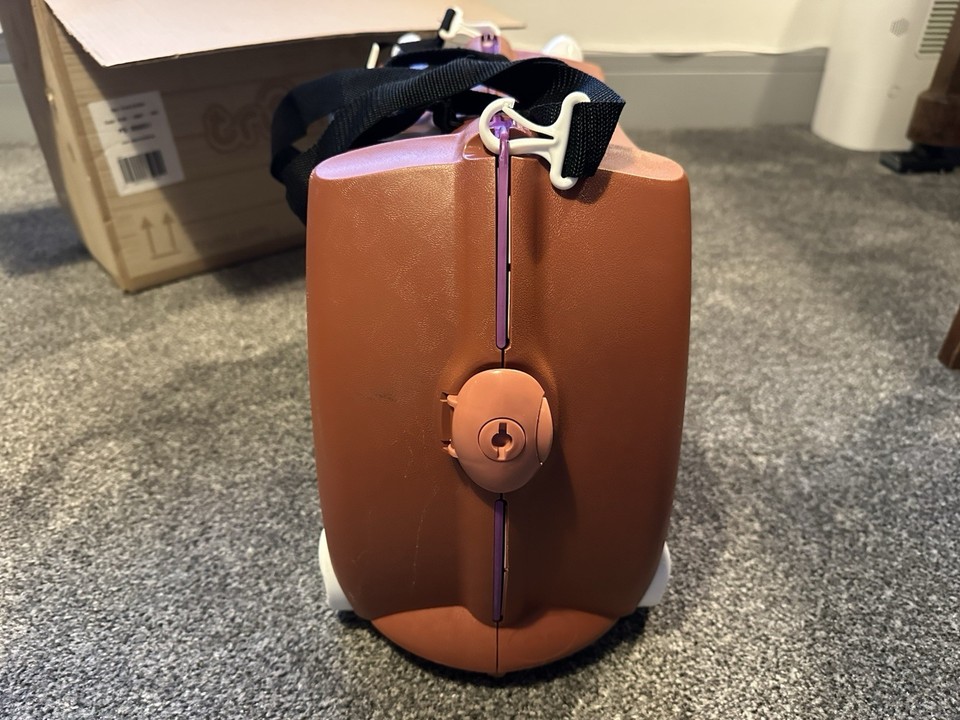 Trunki Gruffalo Boxed Child's Tow-Along Suitcase with Ride-On Strap and ...