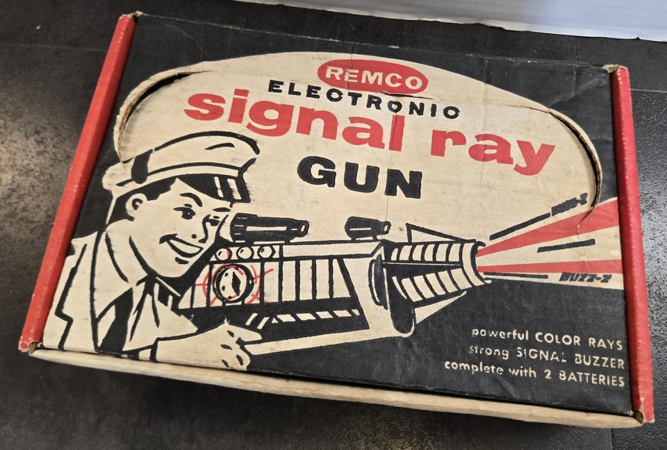 1950s UNUSED VINTAGE REMCO ELECTRONIC SIGNAL RAY GUN w BOX WORKING ...