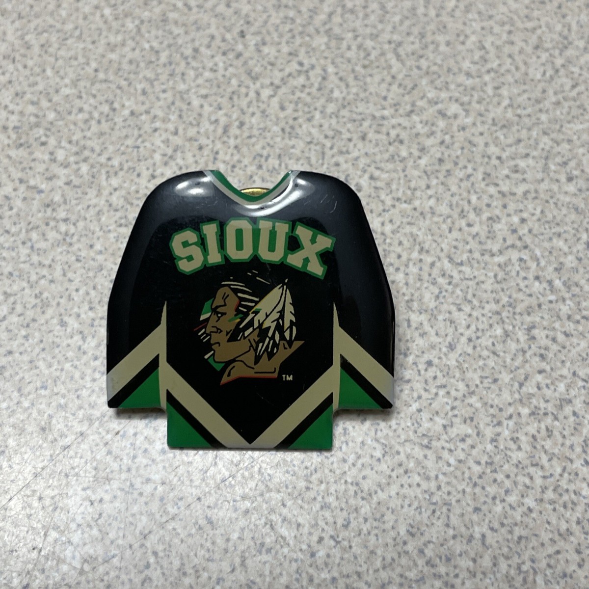 Fighting Sioux Hockey Logo University Of North Dakota Athletics