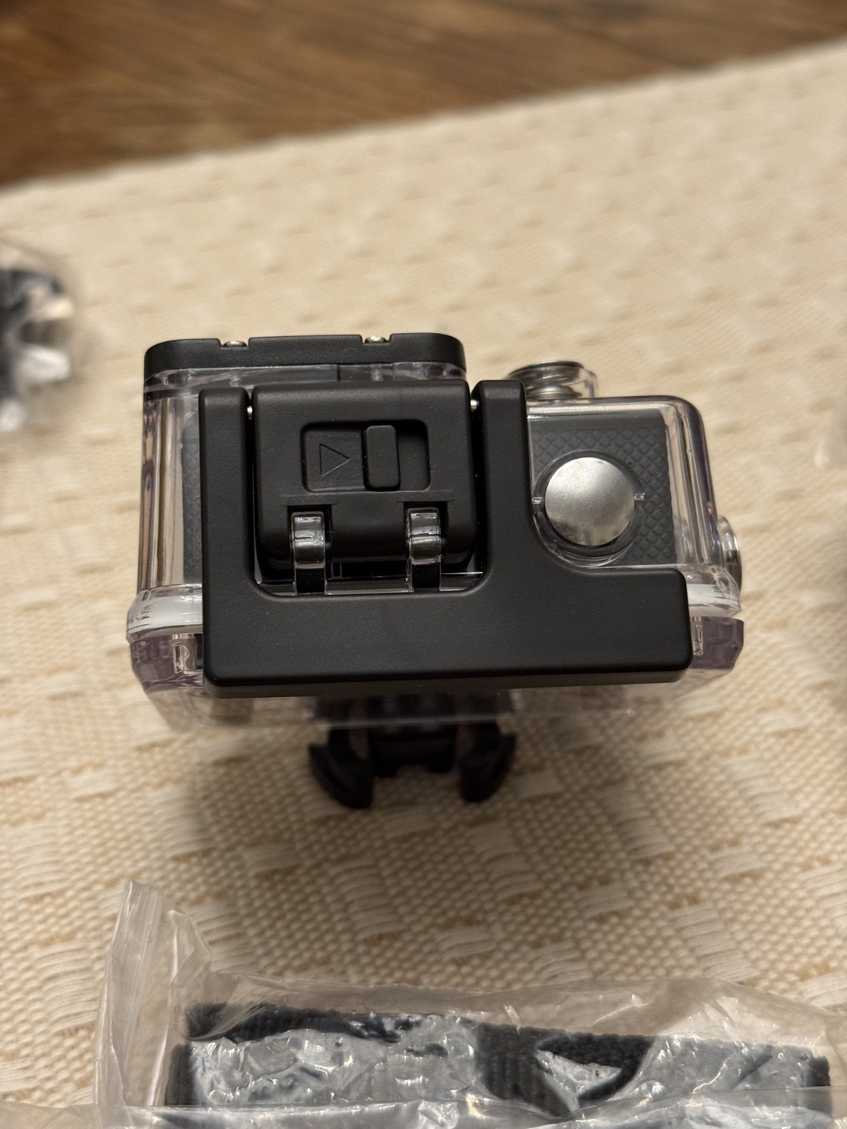 Itek Action Pro 1080p Ultra HD Waterproof Sport Action Camera Kit ...