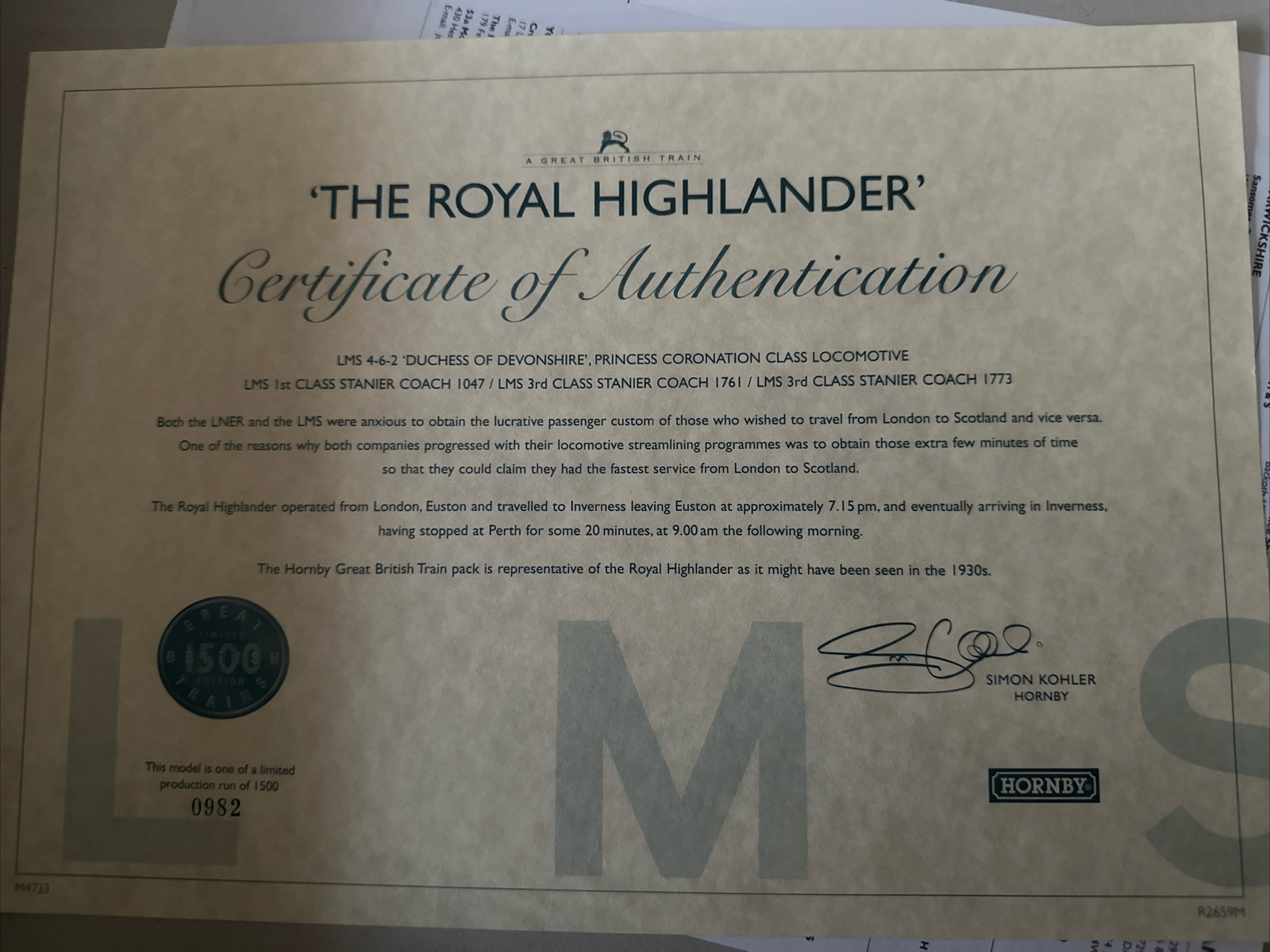 HORNBY THE ROYAL HIGHLANDER TRAIN PACK. MAROON MIB R.2659M c/w ...