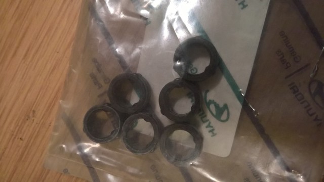 Genuine Hyundai 1.7 D Cam Cover Oil Seals X 6 22442-2a700 for sale ...