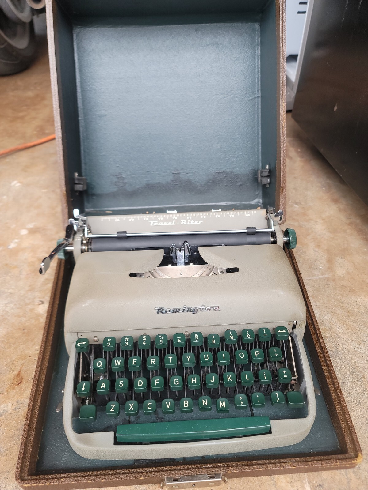 Excellent Vintage 1950s Remington Travel-Riter Portable Manual ...