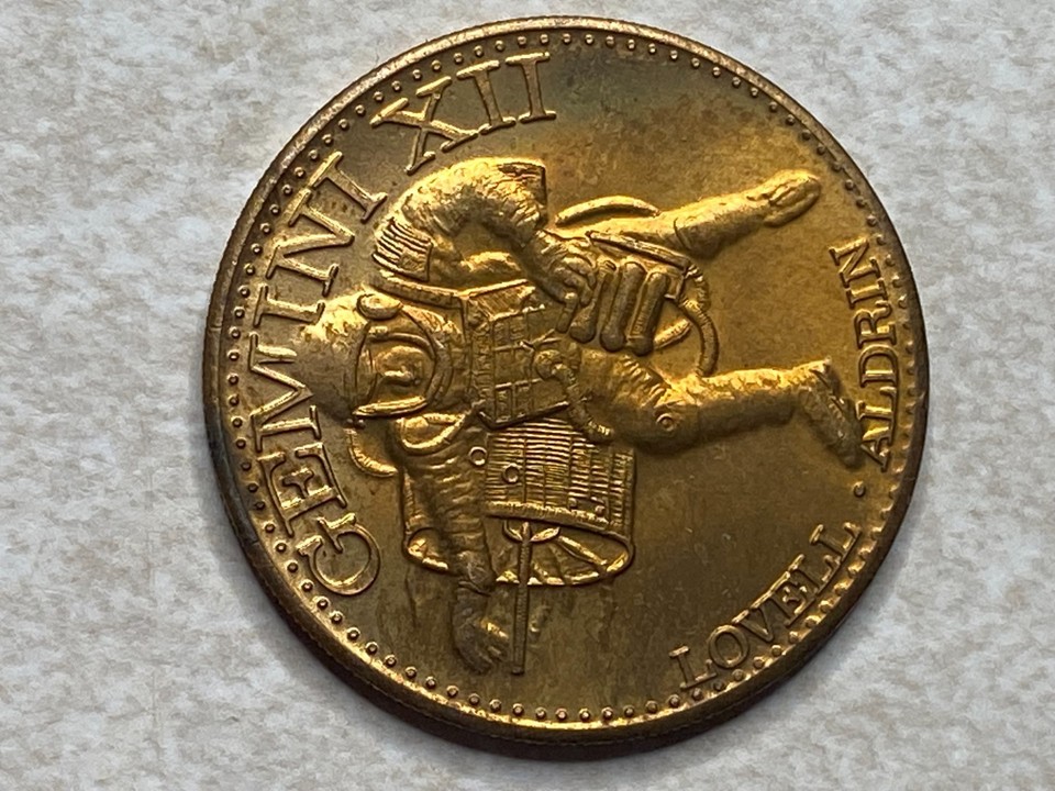 Geminin XII Lovell Aldrin 1966 Long Duration space walk amusement Token ...