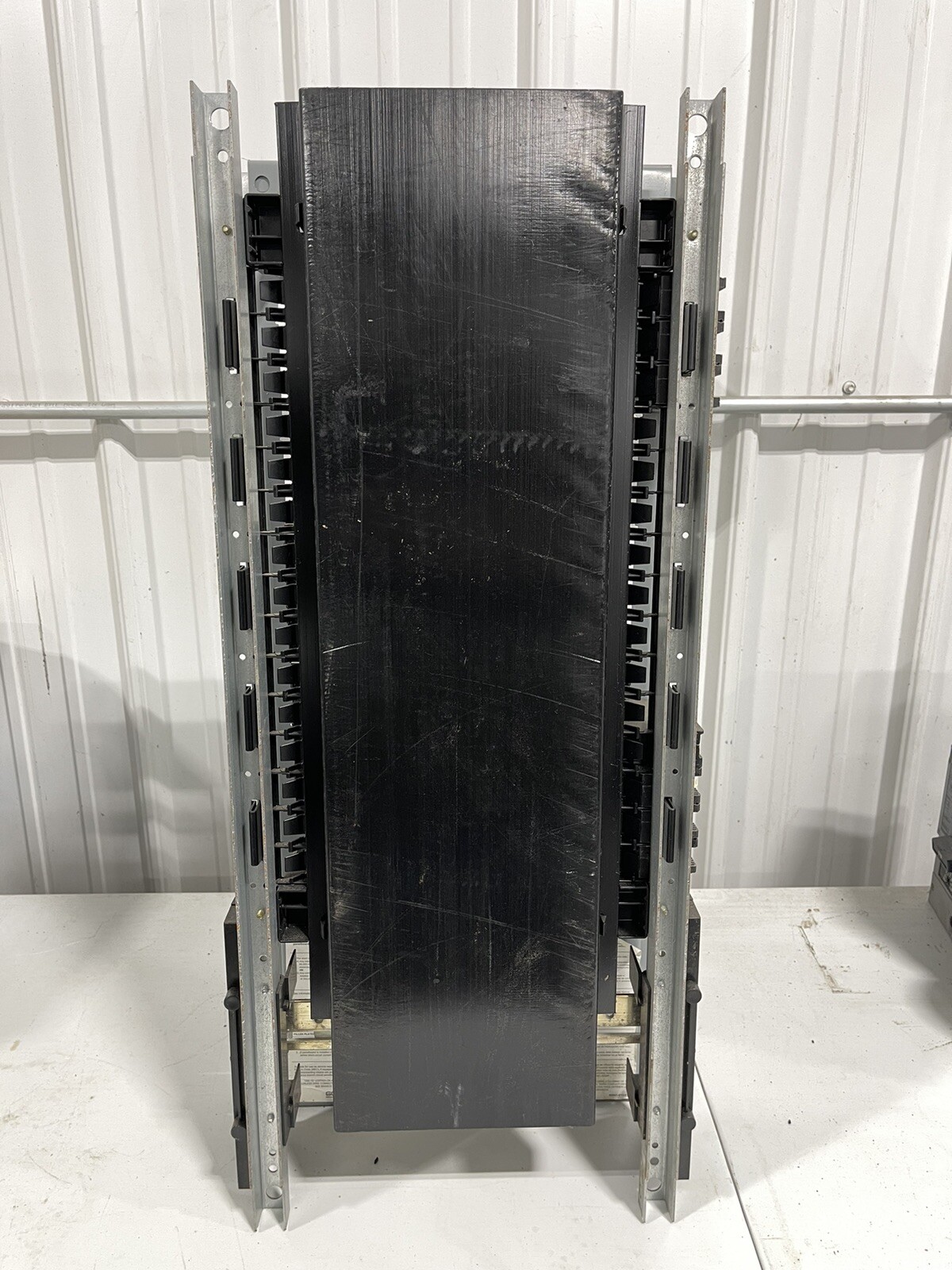 NEW SQUARE D 125 AMP MAIN LUG NF PANELBOARD INTERIOR 30 CIRC 480Y/277 ...