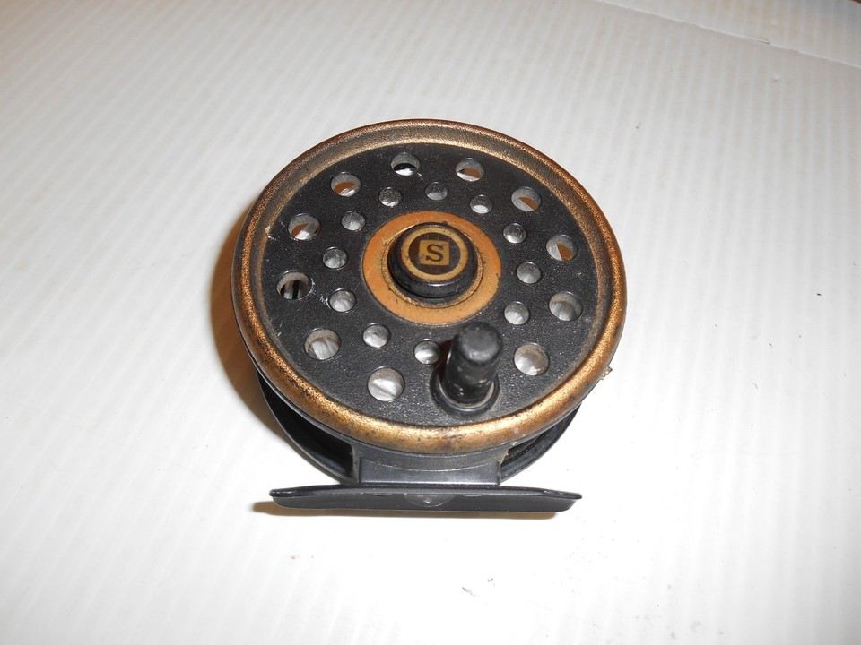 VINTAGE SHAKESPEARE 8' FIBERGLASS FLY ROD FY 12-R & SHAKEASPEARE 2528G ...