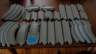 THOMAS THE TANK, Learning Curve Train Track. 30 Pieces | eBay Australia